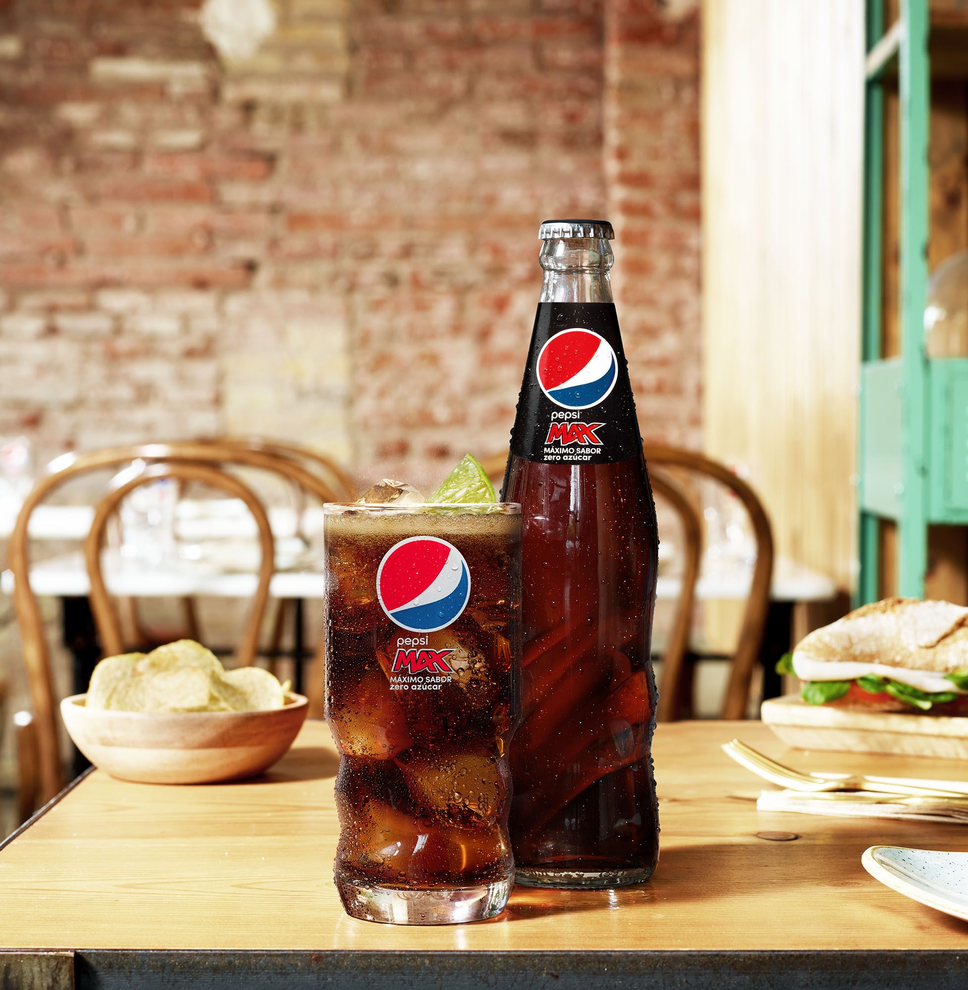 Estas son las nuevas botellas de Pepsi | Marcas | MarketingNews