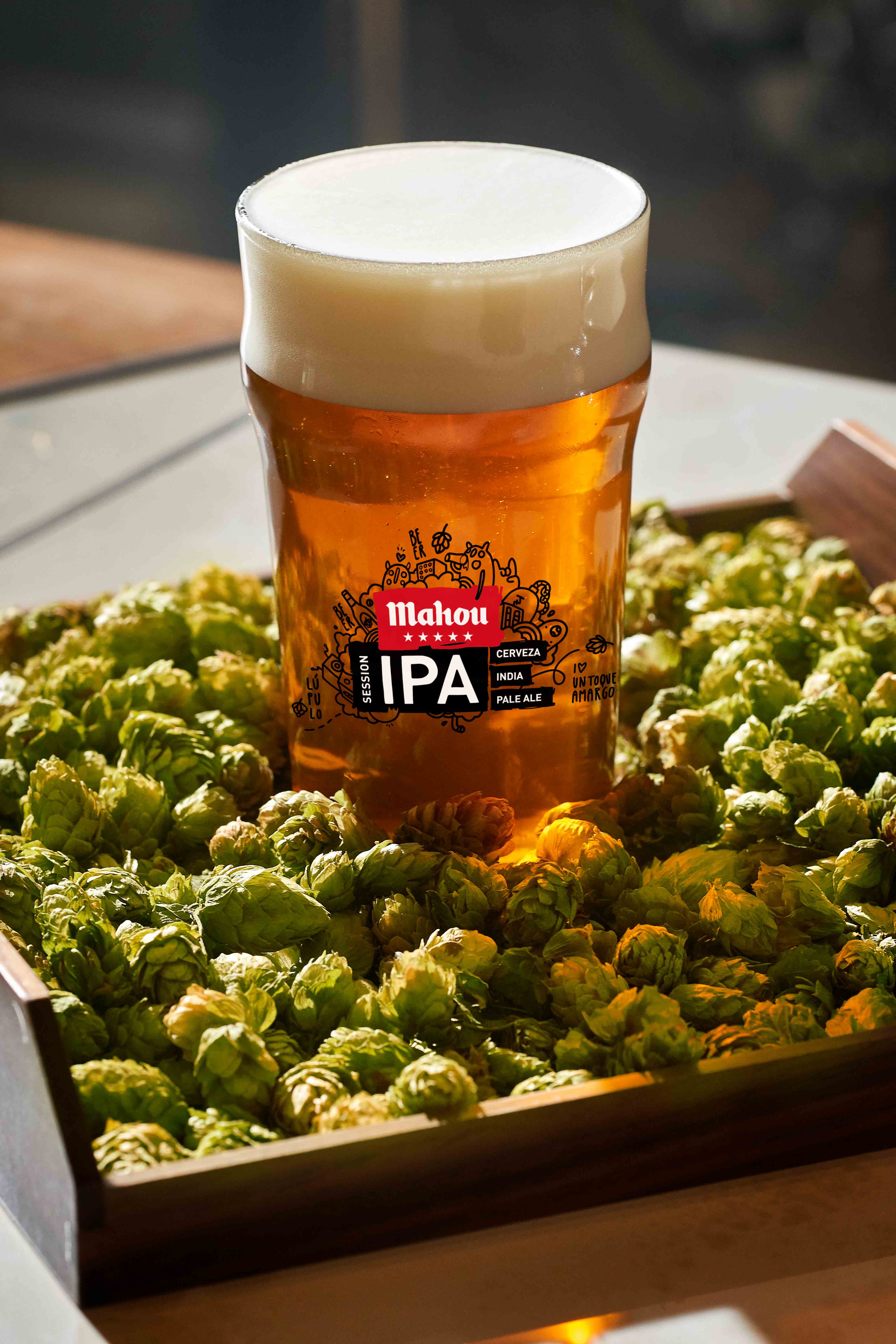 Mahou Cinco Estrellas elabora su primera cerveza de estilo Ale | Marcas ...