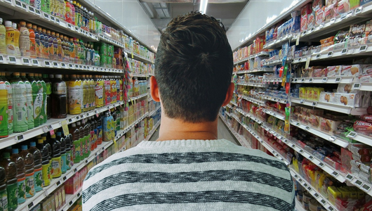 Más práctico y racional con sus rutinas de compras. Así es el ...